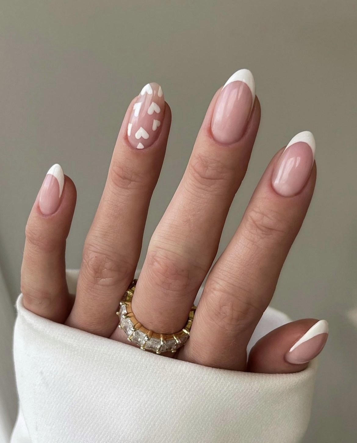 Pale Nails 18 Ideas: Embrace the Subtle Beauty - Fall Update Ideas 2025