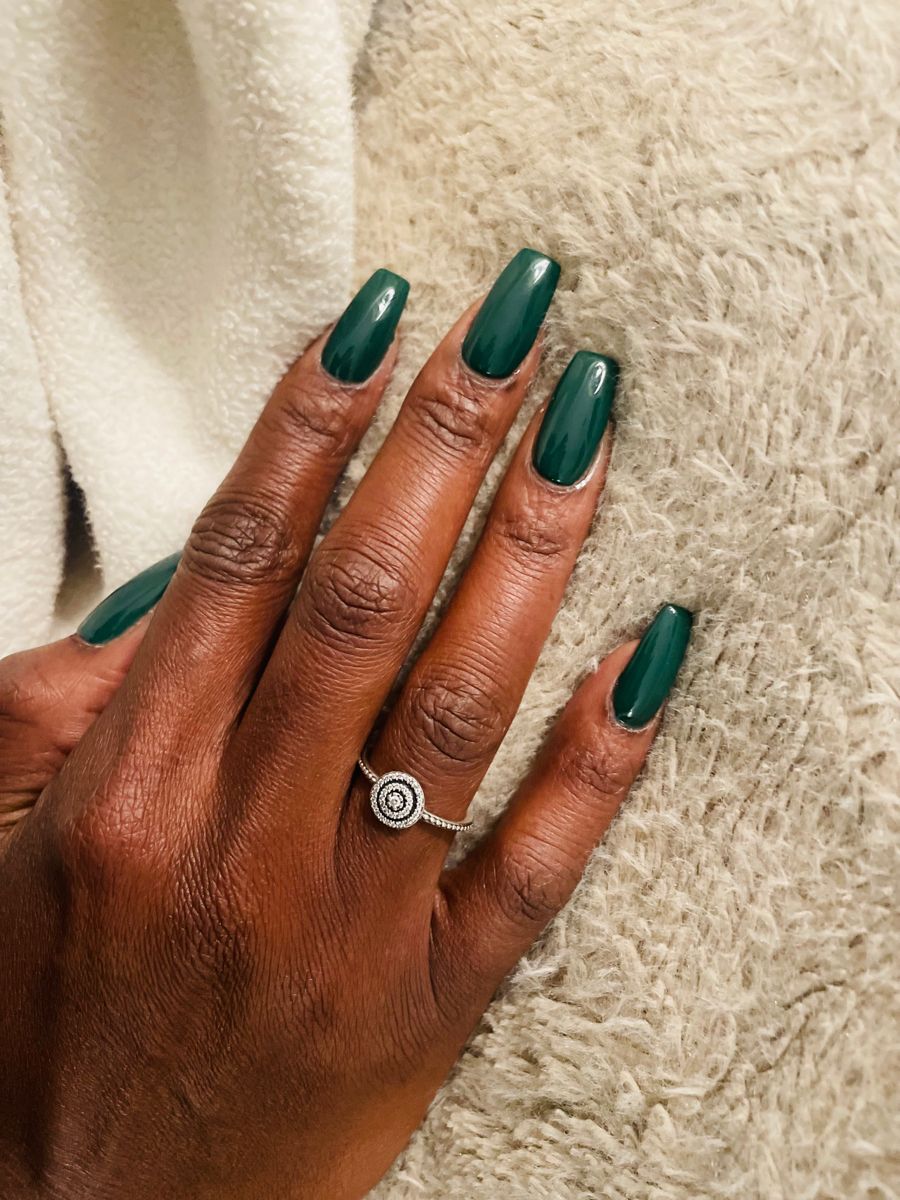 Cool and Calm: Mint Green Nail Designs for Dark Skin Enthusiasts