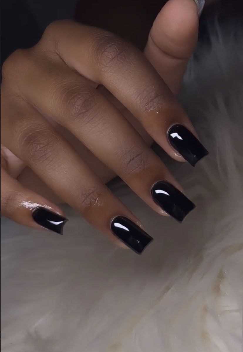 Black Nails Dark Skin 16 Ideas: Embrace Your Boldness - Fall Update ...