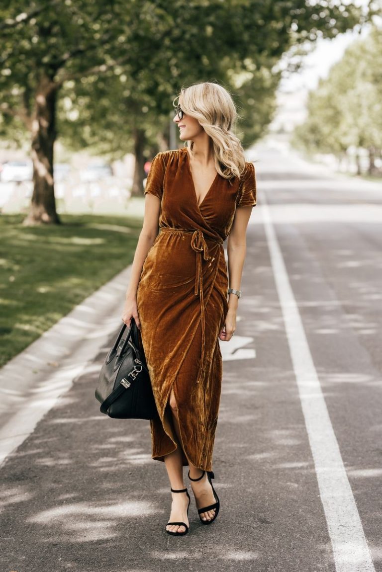 Fall Formal Dress 2023: Modest Long Sleeve Dresses for the Elegant Look