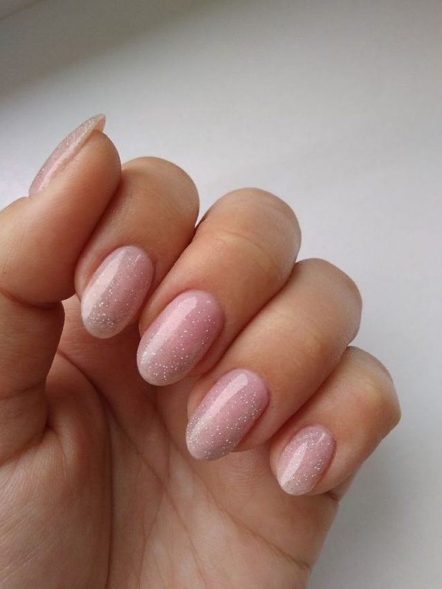 Round Nails 16 Ideas: Embrace the Beauty of Circular Nail Designs ...