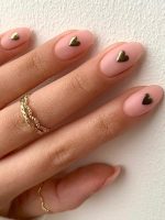 Round Nails 16 Ideas: Embrace the Beauty of Circular Nail Designs ...