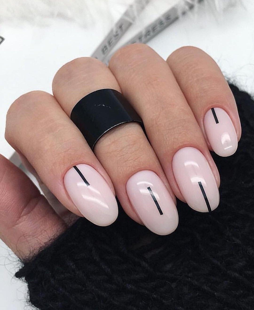 Round Nails 16 Ideas: Embrace the Beauty of Circular Nail Designs ...