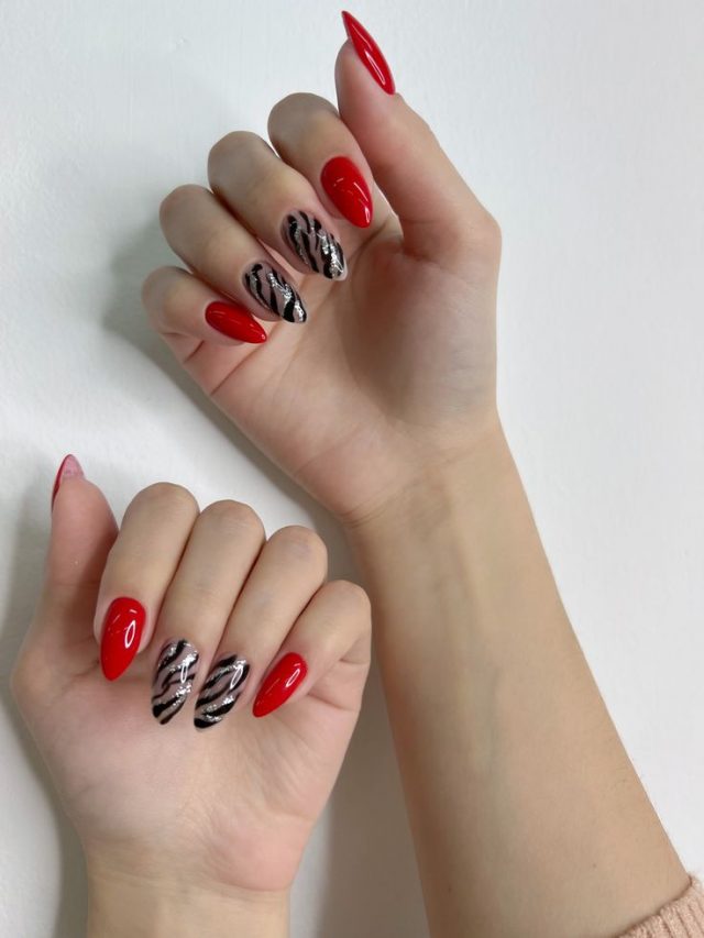 2024 Nail Color Ideas: Street Black, Gel Winter, French & Natural ...