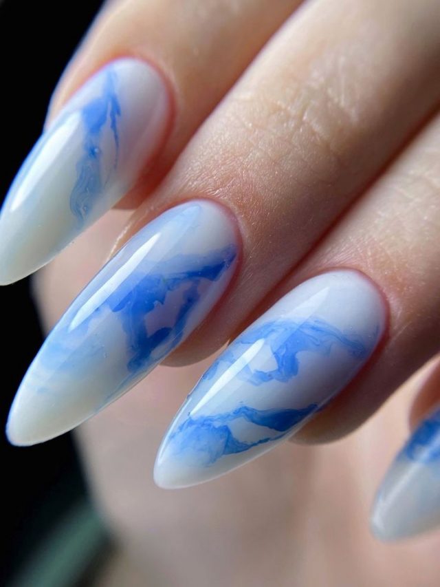 Long Christmas Nails 2023 18 Ideas: Nail Art Inspiration for the ...