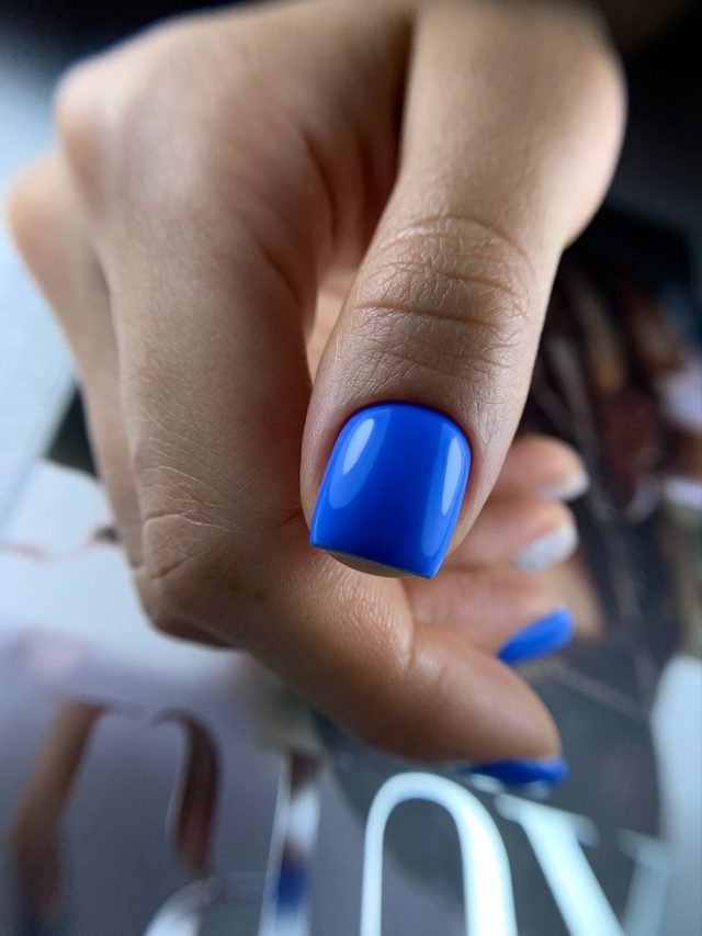 Explore 2024’s Chic Nail Colors - From Fall Neutrals to Bold Hues