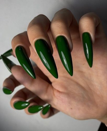 Embrace 2024 with Chic Dark Spring Nail Trends - Colors & Designs