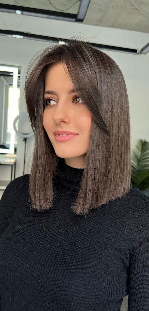 Embrace 2024's Fresh Spring Haircuts for Women – Trendy Transformations