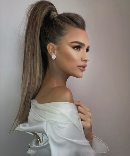 Embrace 2024 with Trendy Spring Hairstyles for Every Face & Age