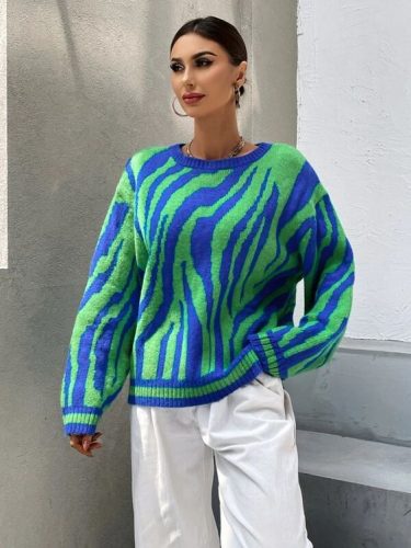 Explore 2024's Spring Streetwear Trends: From Blue Jeans to Oversized Chic