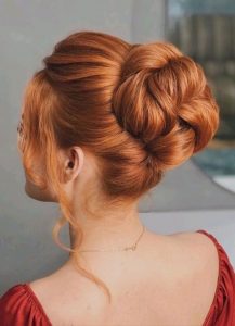 Explore June Hairstyles 2024: Trendy Cuts for Weddings to School Looks