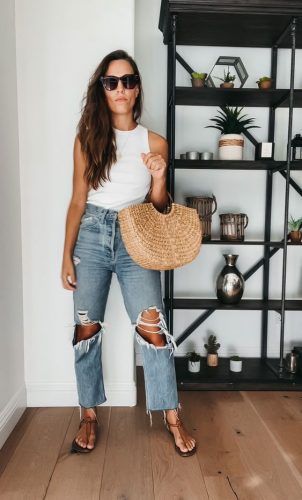 Chic Summer Wear 2024: Vogue-Approved Trends and Styling Tips