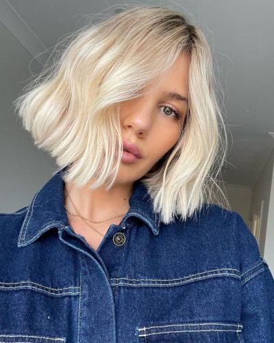 Chic Short Haircuts for Women in Summer 2024: Trendy Styles and Colors