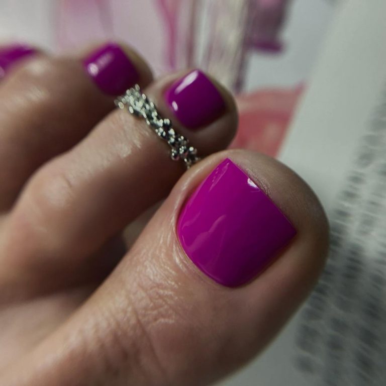 25 Summer Pedicure Ideas 2024: Explore Trendy Toenail Colors and ...