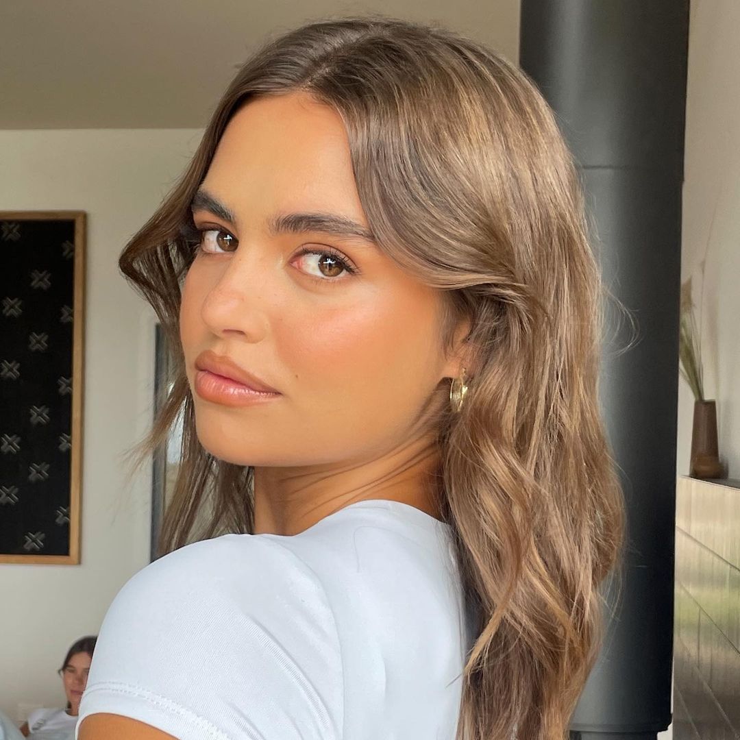 Achieve the Perfect Summer Sun Kissed Makeup Looks