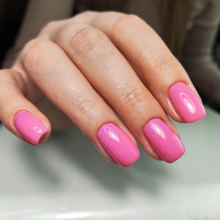 2024's Trending Pink Summer Nails: Chic Shades, Designs, and Art Ideas
