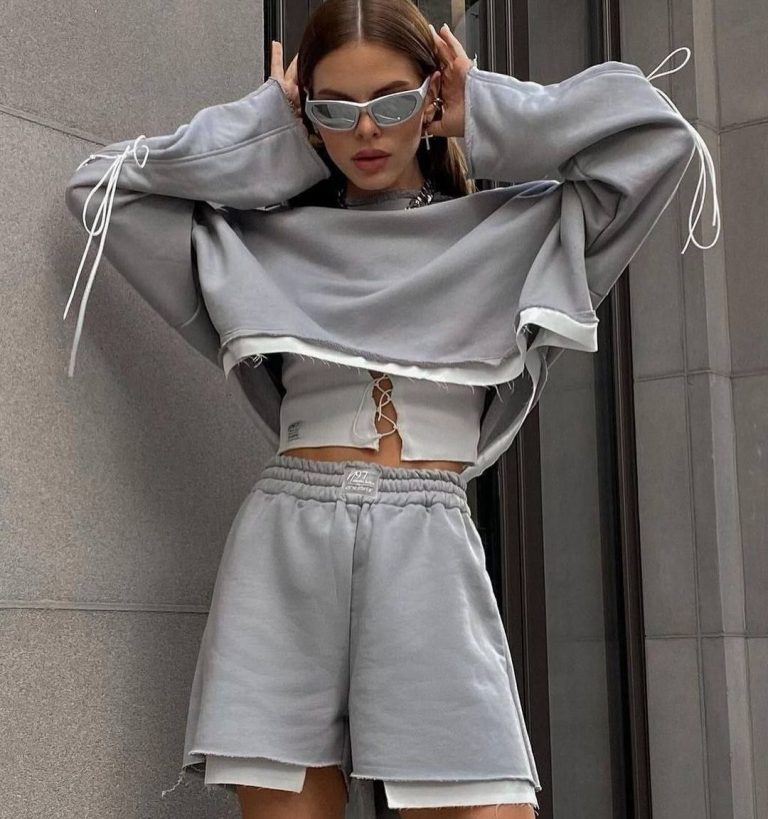 Explore Chic and Casual Summer Shorts Outfits for Women