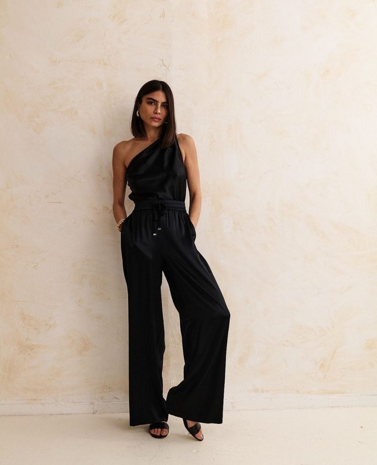 26 Bar Crawl Outfit Ideas - Cute, Casual & Classy Styles for Every Event