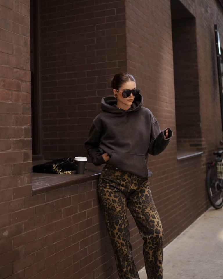 25 Ideas for Women's Fashion Fall: Trends and Inspiration for All Ages