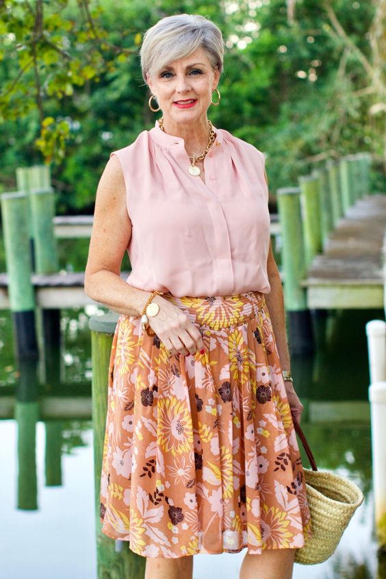 Elegant Fashion Trends for Women Over 50 | 25 Ideas for Casual & Classy ...