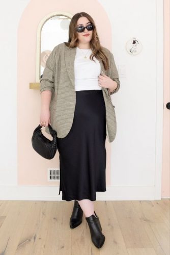 24 Cozy and Classy Fall Outfits for Midsize Women – European, NYC ...