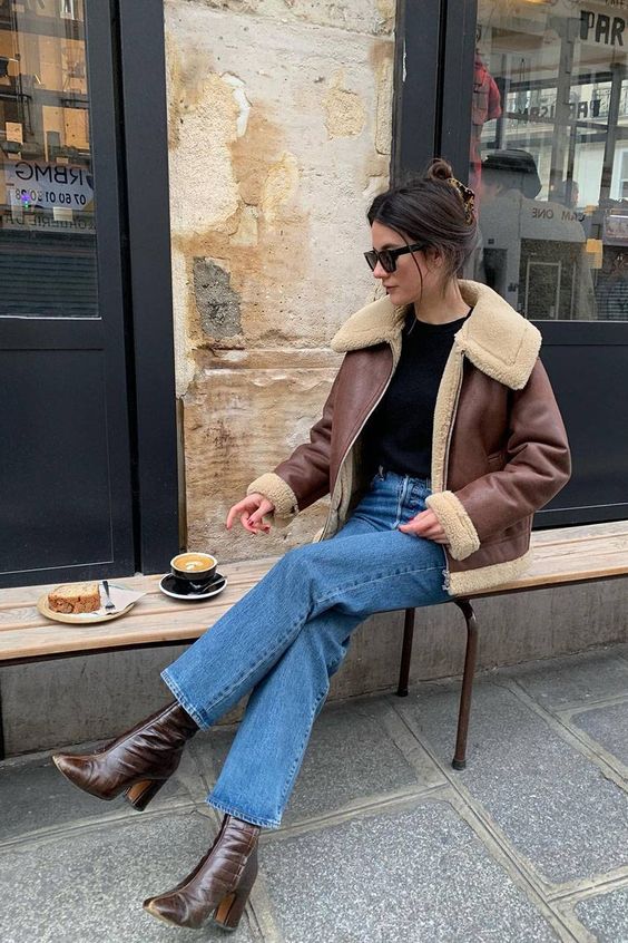 NYC Fall Outfits: 28 Ideas for Street Style, Chic Looks, and Cozy Comfort