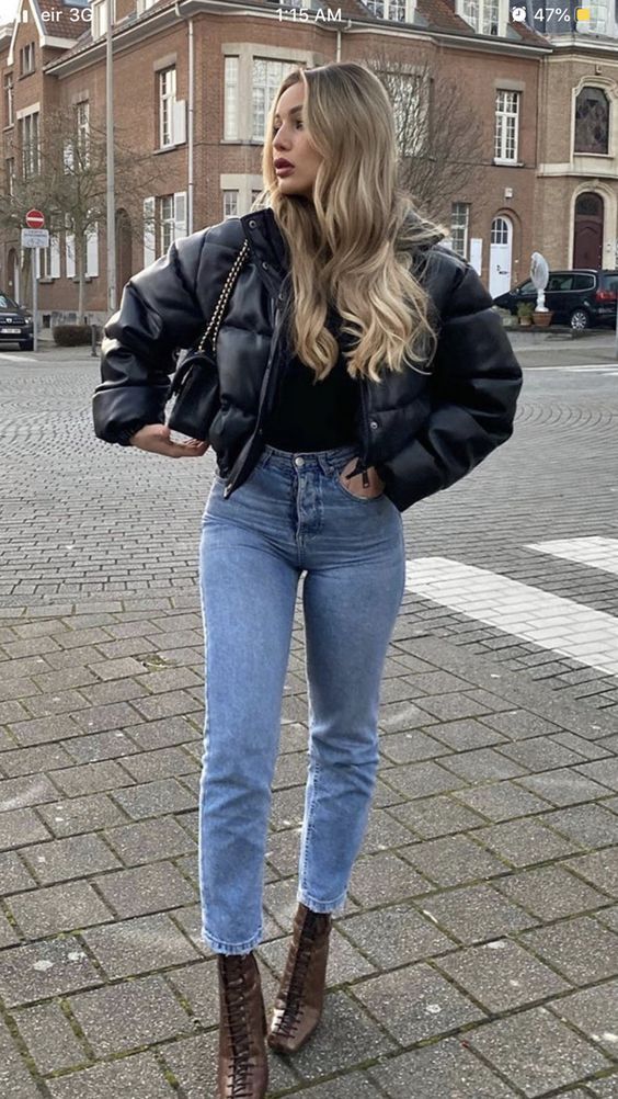 NYC Fall Outfits: 28 Ideas for Street Style, Chic Looks, and Cozy Comfort