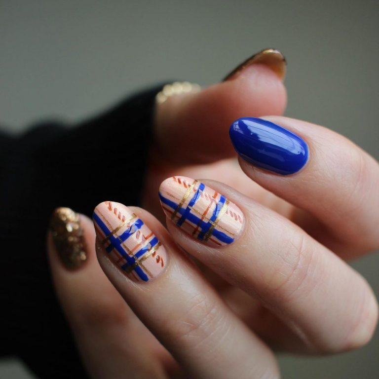 Fall Plaid Nails 2024: 23 Ideas for Cute and Trendy Designs