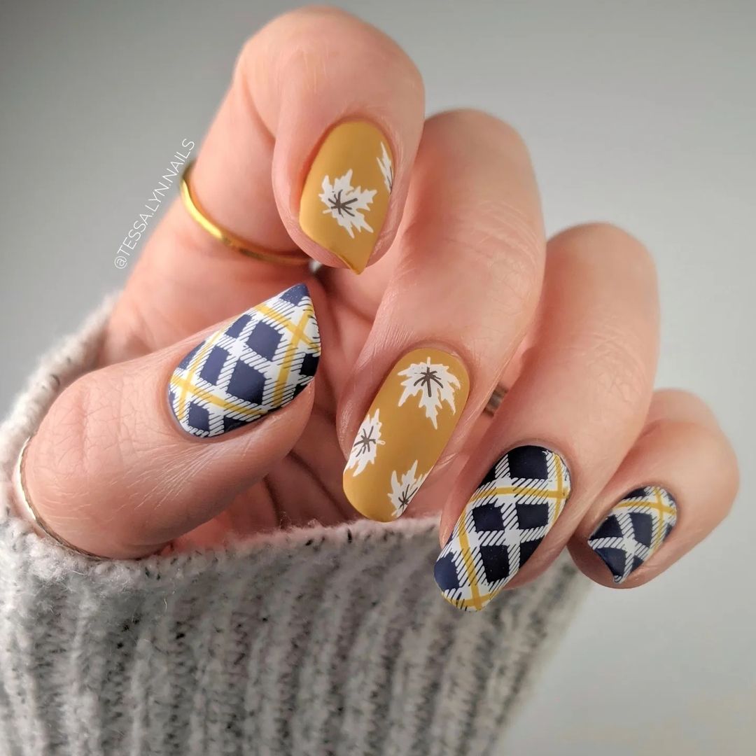 Fall Plaid Nails 2024: 23 Ideas for Cute and Trendy Designs