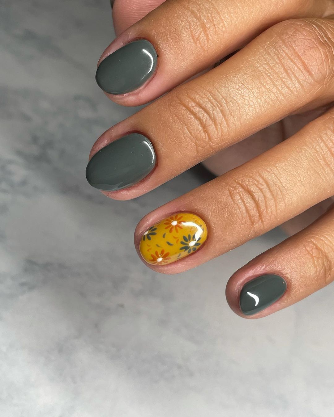 Fall Flower Nail Designs: Simple, Short, Acrylic, and Trendy 27 Ideas