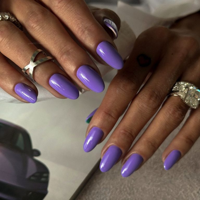 27 Best Fall Nail Colors 2024: Trendy Ideas for All Skin Tones and Nail ...