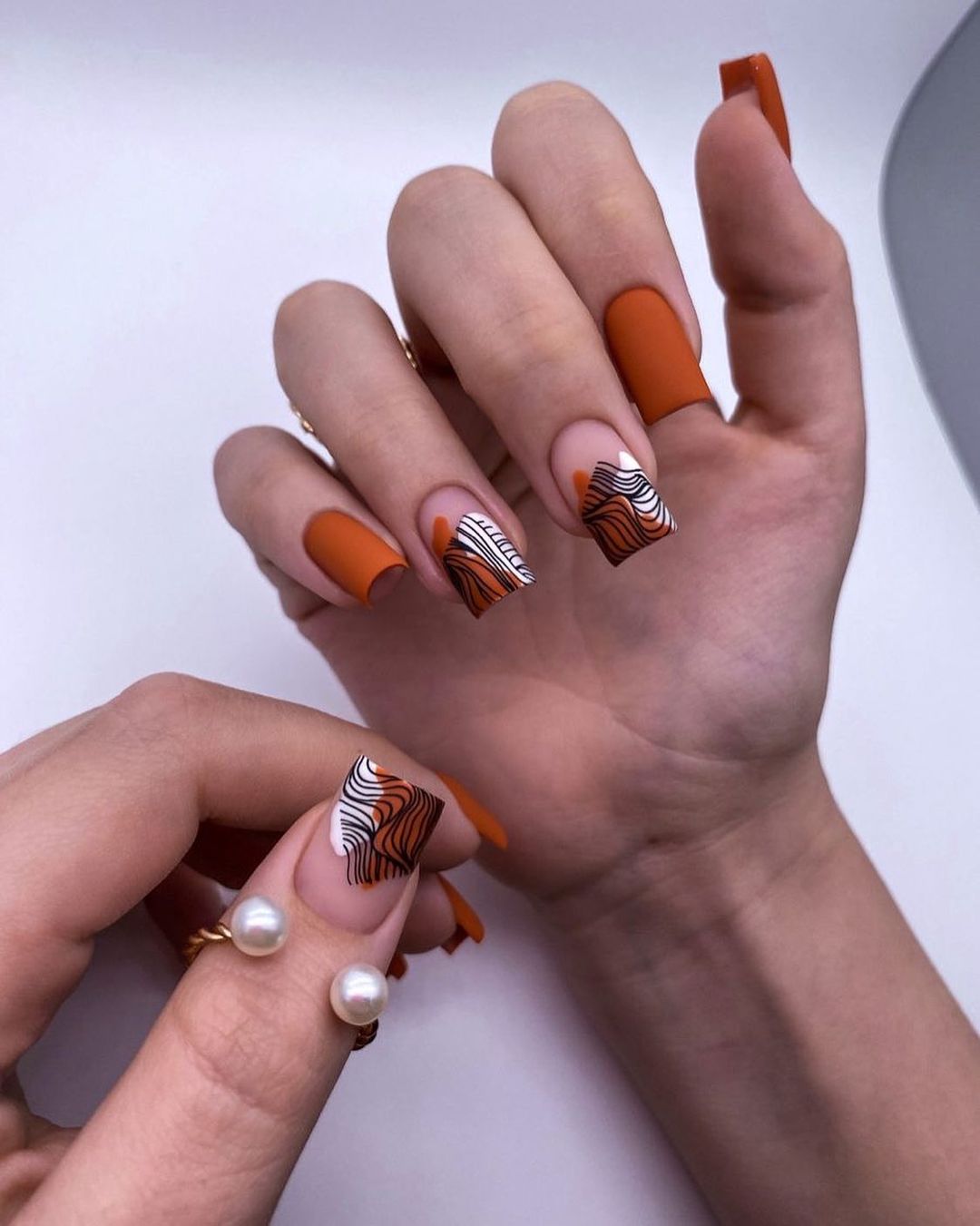 Fall Season Nails: 26 Chic Ideas for Every Nail Type and Shape