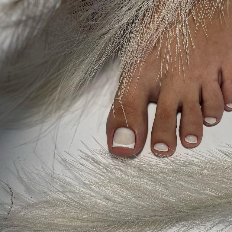 Stunning Fall Toe Nail Art 25 Ideas - Designs, Colors, and Pedicure Trends