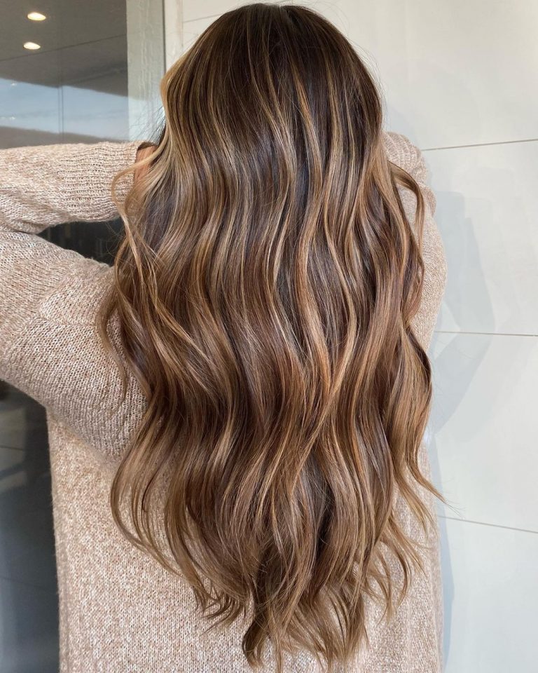 Cute Fall Haircuts 2024: 28 Trendy Ideas for Women - Shoulder Length ...