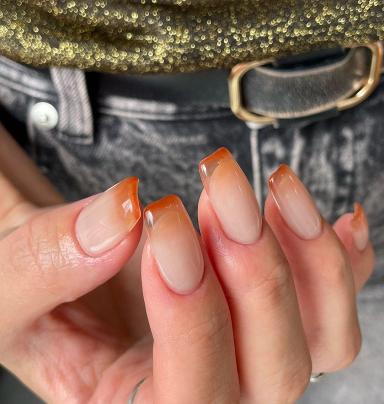 25 Ideas for Fall Shellac Nails 2024: Designs, Colors, and Trends