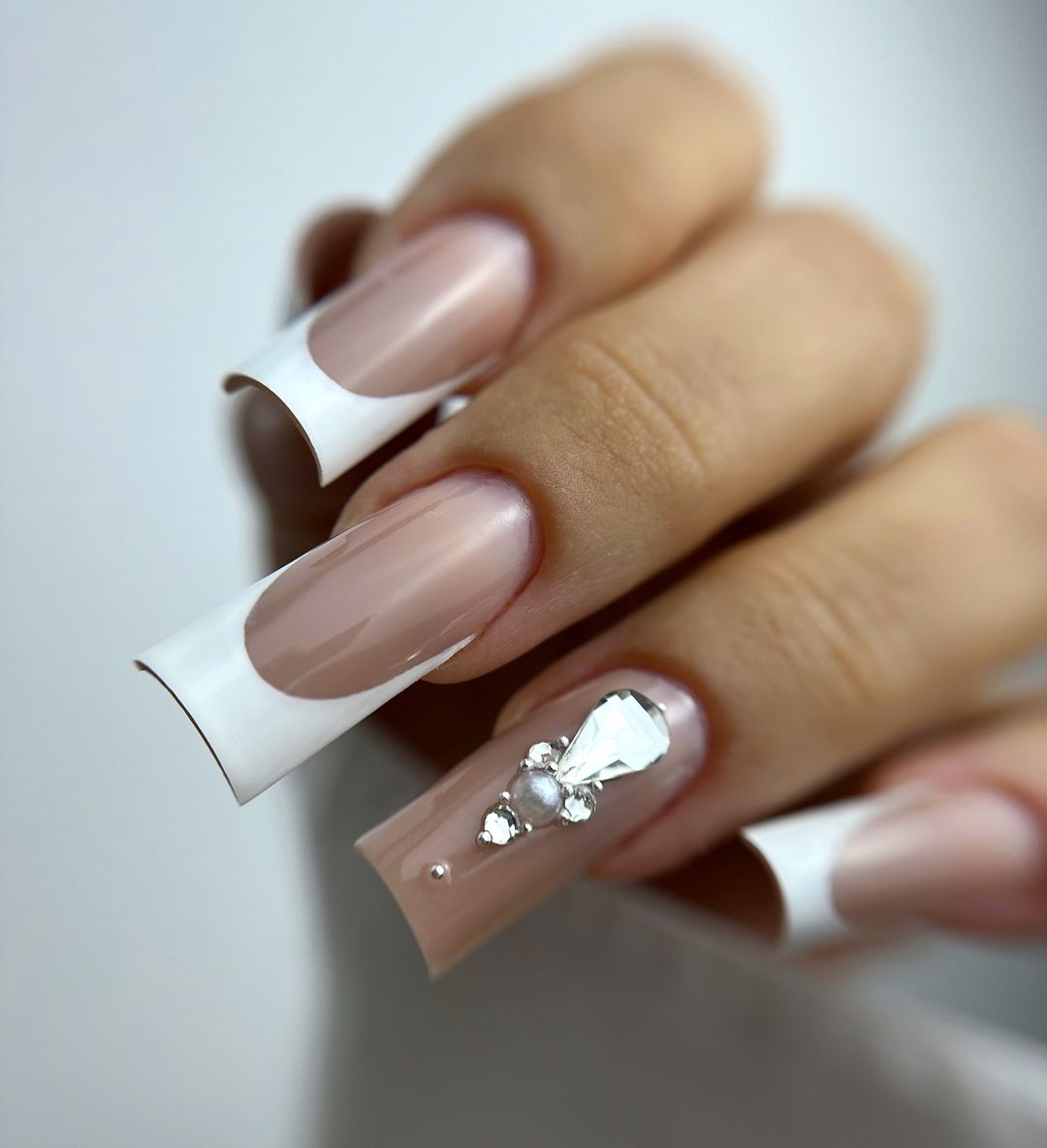 25 Ideas for Fall Shellac Nails 2024: Designs, Colors, and Trends