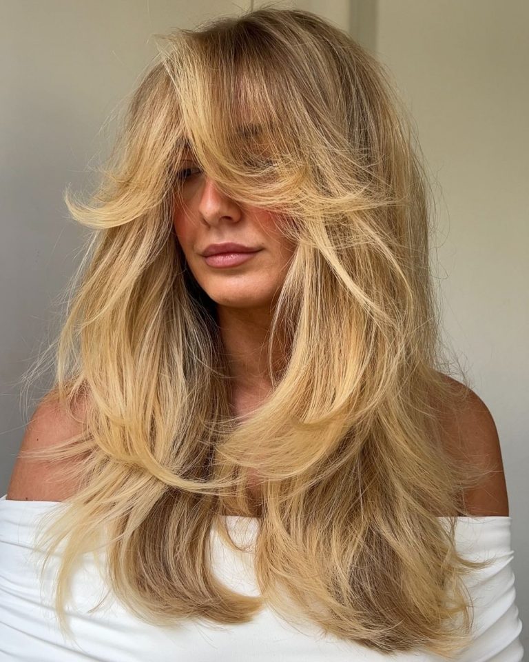 Fall Hairstyles with Curtain Bangs 2024 - 26 Ideas, Trends, and Tips