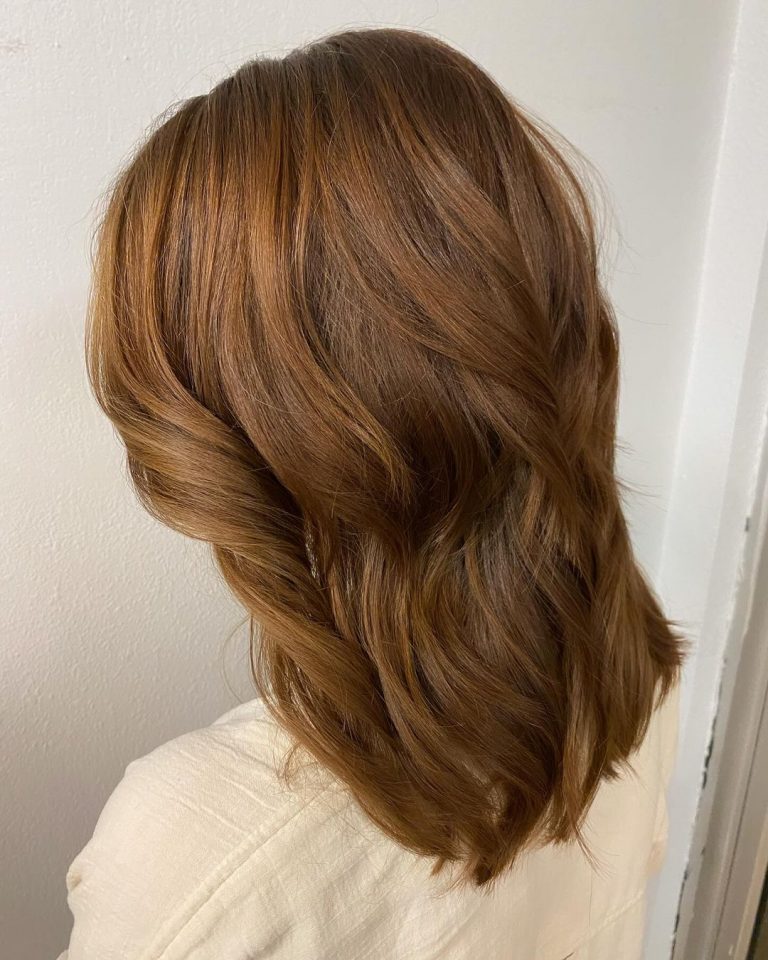Trendy Medium Length Haircut 25 Ideas for Fall 2024 - Color, Layers ...