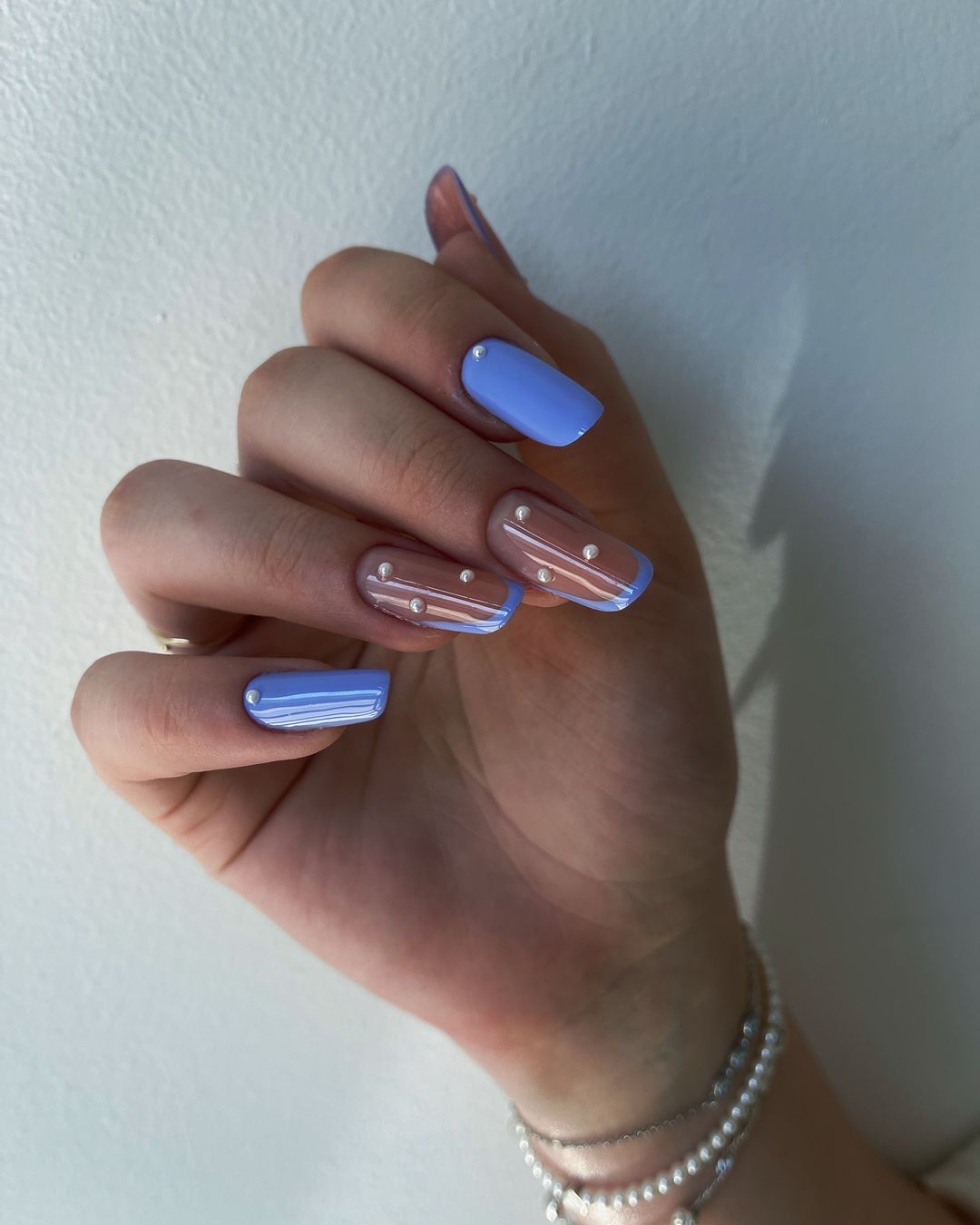 25 Ideas for Fall Shellac Nails 2024: Designs, Colors, and Trends