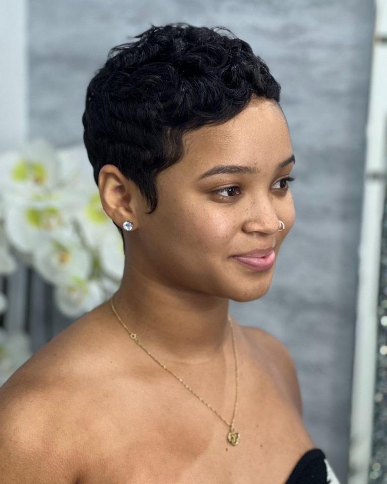 22 Cute and Easy Hairstyles for Short Hair 2025: Elegant, Quick, and ...