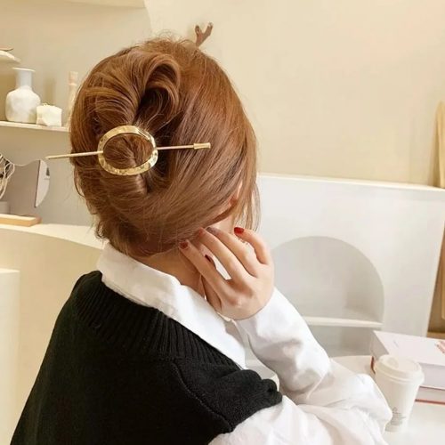 Best Hairstyles for Office Work 25 Ideas: Classy, Professional Updos ...