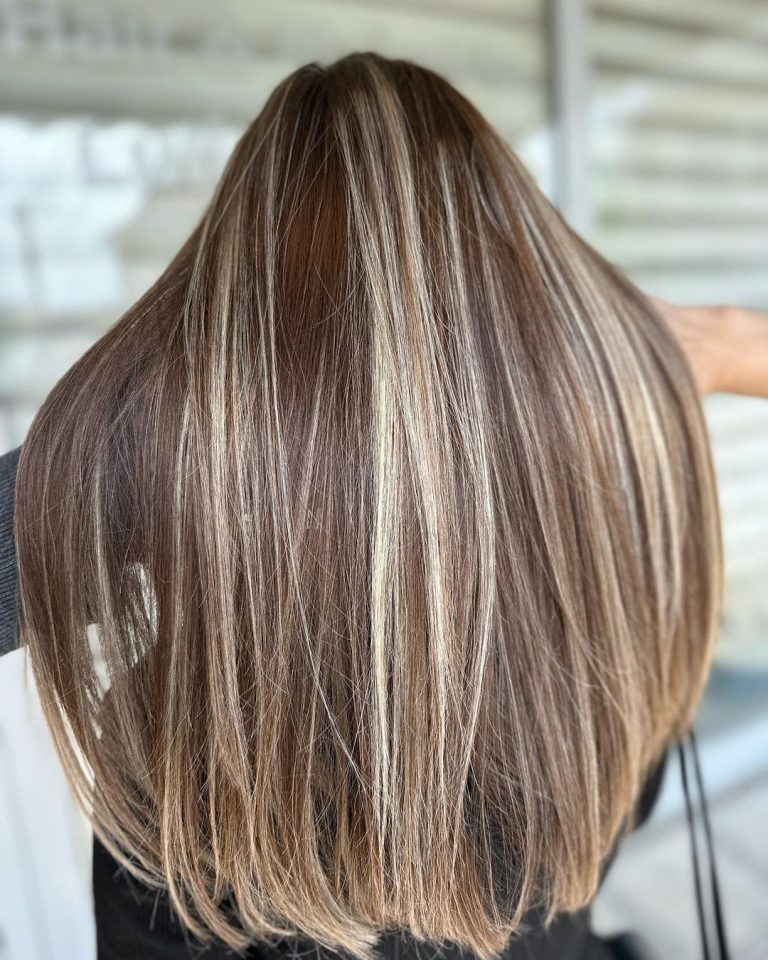 Winter Hair Colors for Plus Size Women 2024-2025: 23 Trendy Ideas for ...