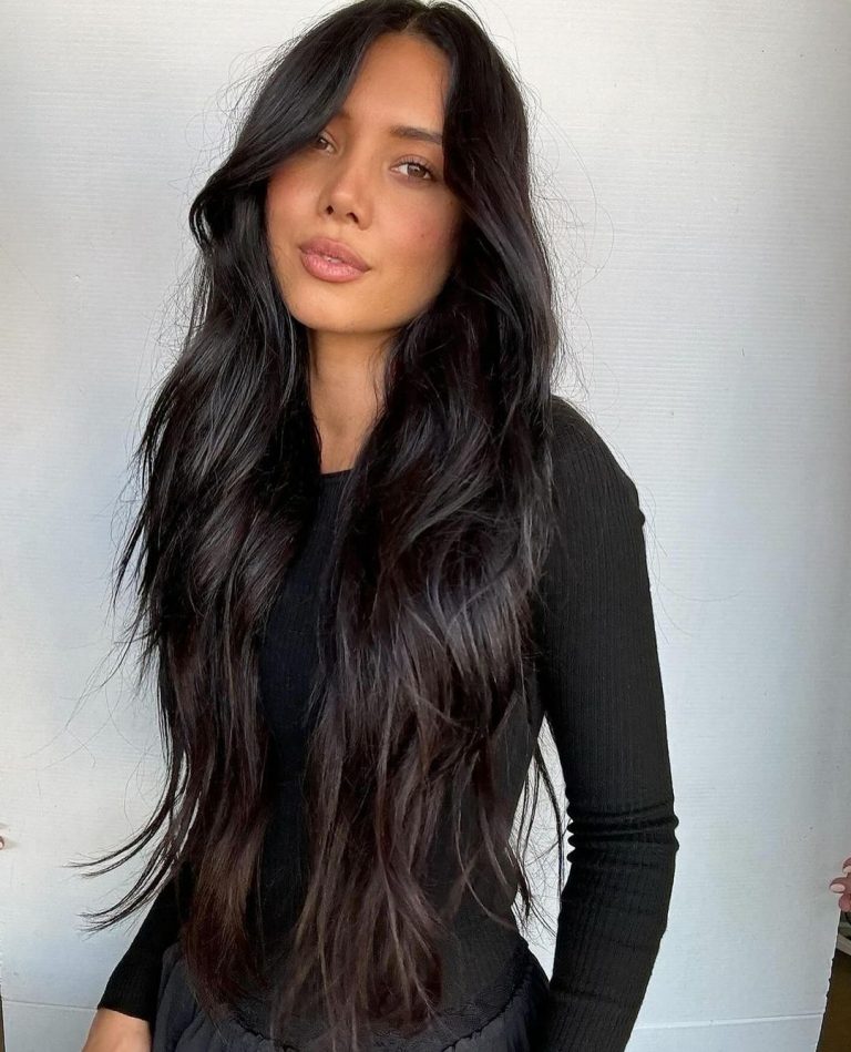Long Haircut 2025: 25 Ideas for Layers, Bangs, and World Styles for Women