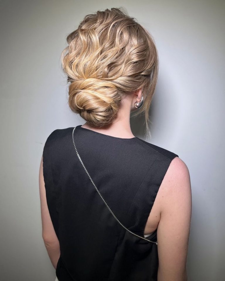 Best Hairstyles for Office Work 25 Ideas: Classy, Professional Updos ...