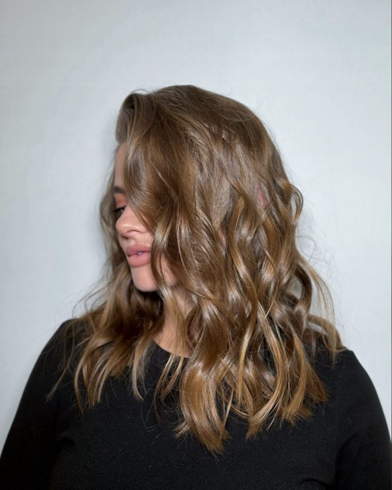 25 Winter Haircuts Ideas for Women: Long, Short, Curly, and Straight Styles