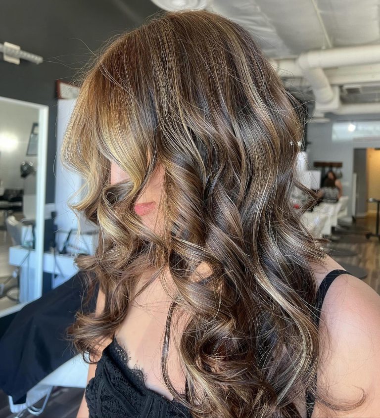 Blended Highlights 2025: 21 Trendy Ideas for Brown, Blonde, and Grey ...