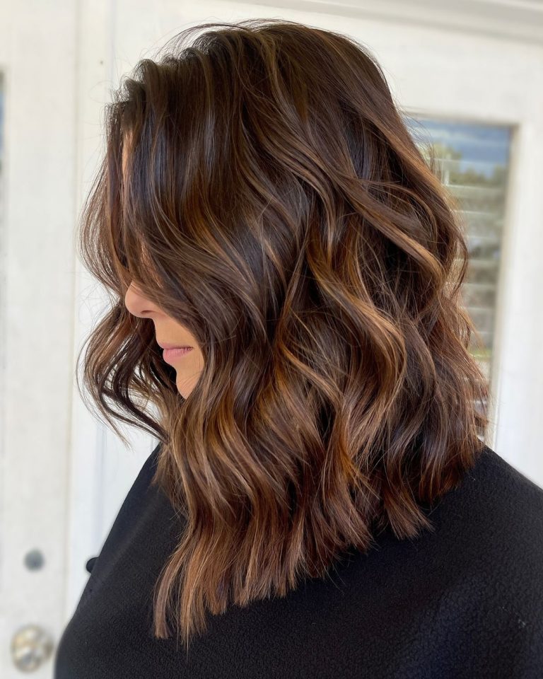 21 Trendy Medium Length Haircut Ideas for 2025 - Layers, Bangs, and ...