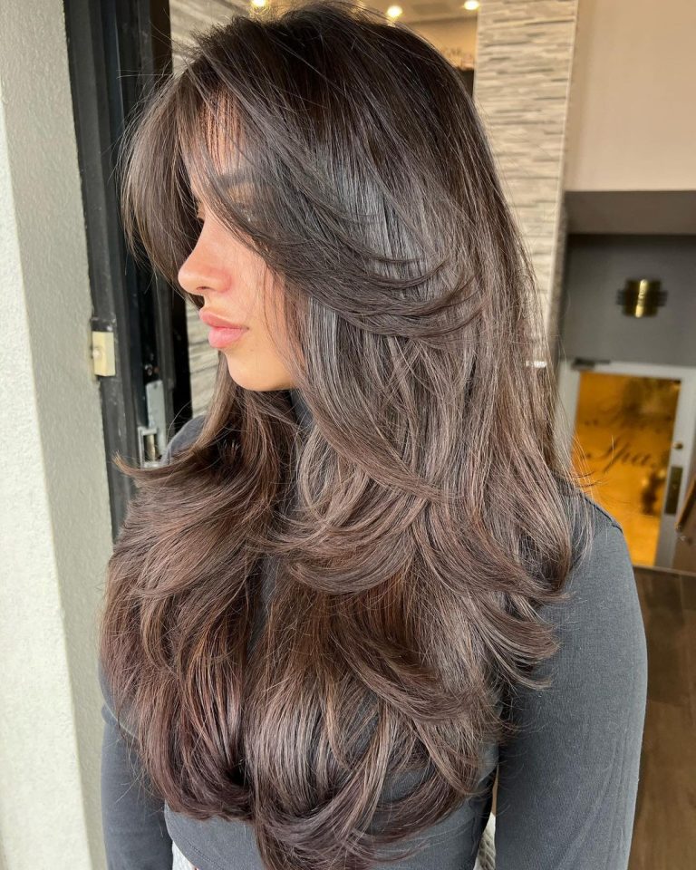 Curtain Bangs Side Part 2025: 20 Trendy Hair Ideas for Every Hair Type