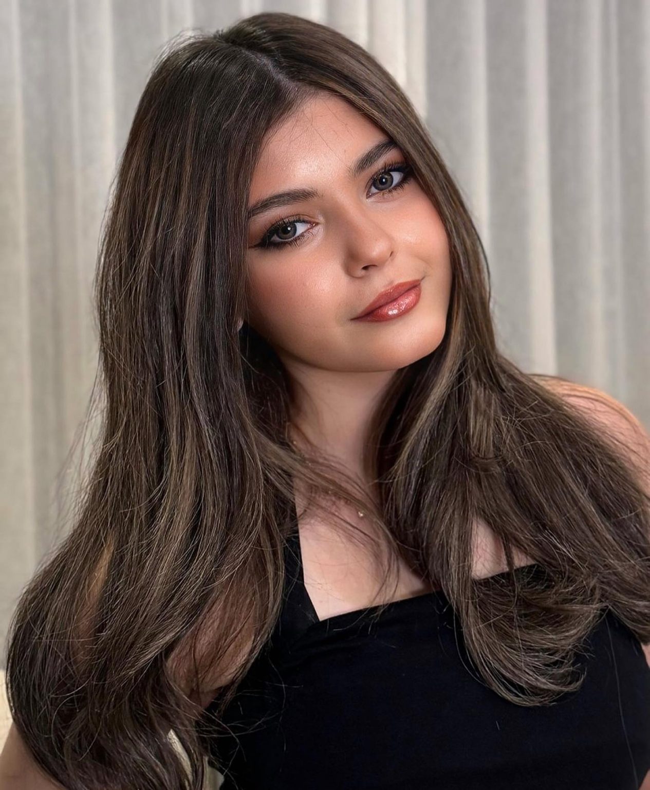 21 Hair Color Ideas in One Shade for 2025 - Dark, Light Brown, and ...