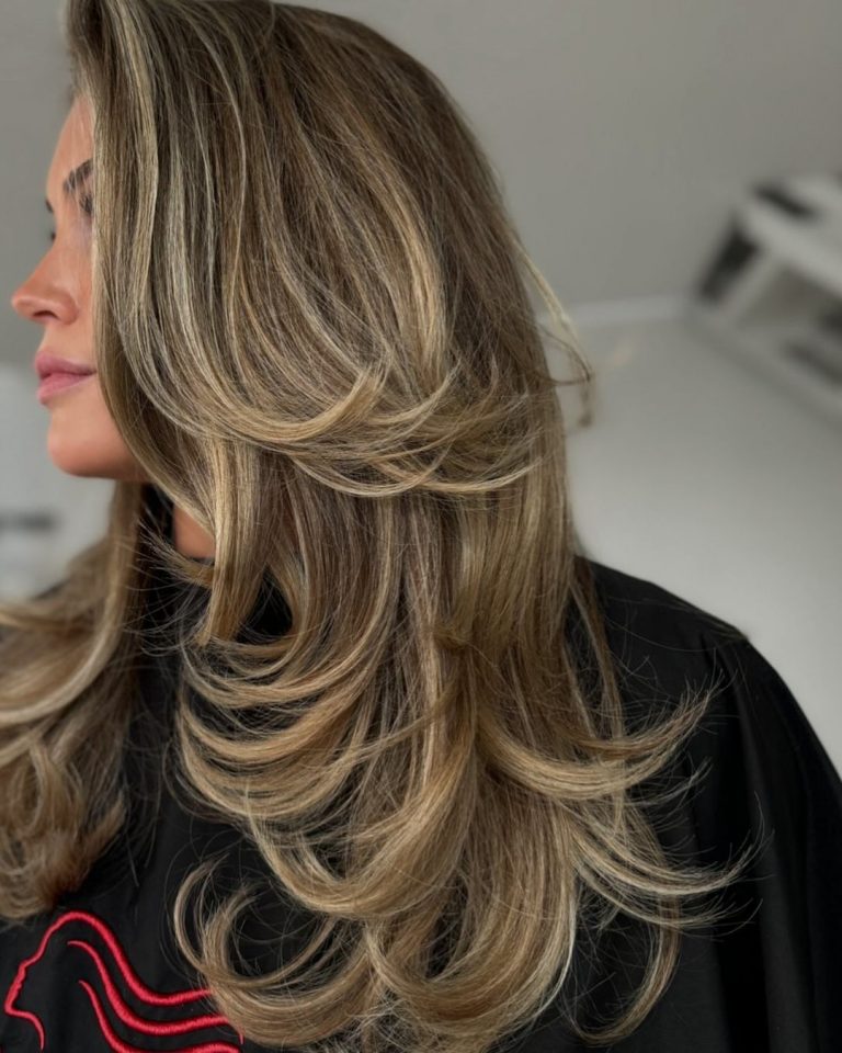 23 Ideas for Front Layers Long Hair 2025 | Butterfly Haircut & Curtain ...